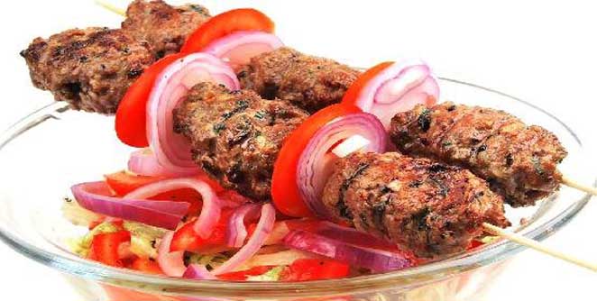 जाणून घ्या चविष्ट 'कबाब'च्या इतिहासाबद्दल - Majha Paper
